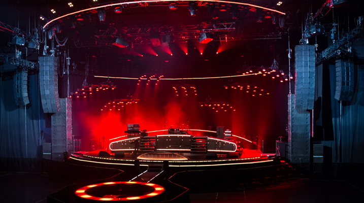 Duo Adamson E15 - E12 sur le Black City Tour d'Indochine | SoundLightUp.