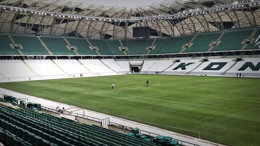 RCF sonorise le stade Torku Arena de Konya en Turquie | SoundLightUp.
