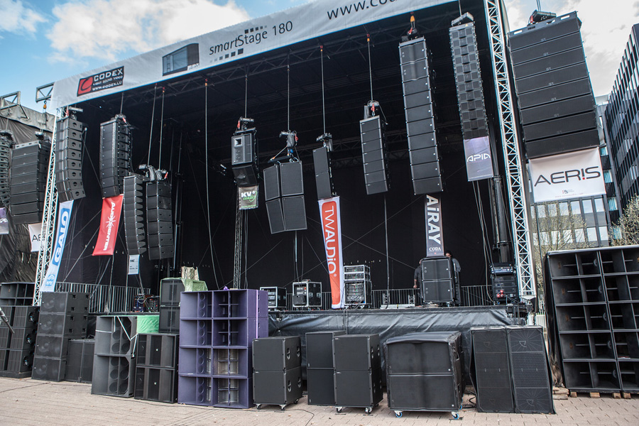 Ecoute du système AiRAY de Coda Audio | SoundLightUp.