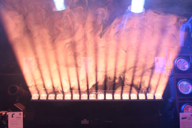 Chauvet Color Strike M. et COLORado PXL - IP65 | SoundLightUp.