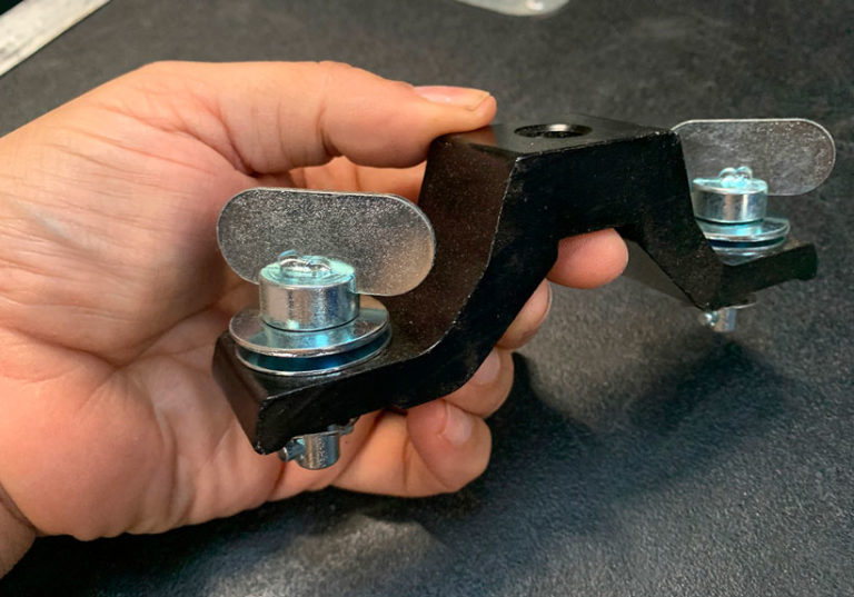 L’importance des accroches : les oméga déportables | SoundLightUp.