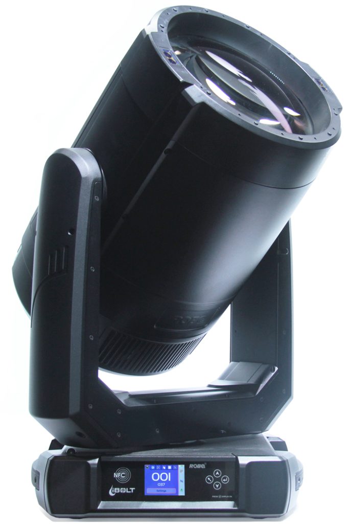 Robe iBOLT pour tracer des faisceaux dans l’espace | SoundLightUp.